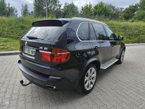 Black BMW X5 2007 in Vilnius, with an engine capacity of 3.00 L and mileage of 304 thousand km for 8250 €, photo 8 on AUTOMOTO.COM.LV