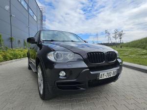 Black BMW X5 2007 in Vilnius, with an engine capacity of 3.00 L and mileage of 304 thousand km for 8250 €, photo 12 on AUTOMOTO.COM.LV