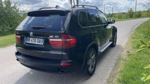 Black BMW X5 2007 in Kelme, with an engine capacity of 2.99 L and mileage of 296 thousand km for 5500 €, photo 5 on AUTOMOTO.COM.LV