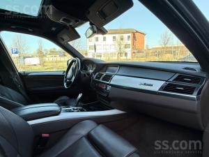 Черный БМВ Х5 2007 в Бауска, объемом двигателя 3.00 л и пробегом 0 тыс. км за 8650 €, фото 13 на AUTOMOTO.COM.LV