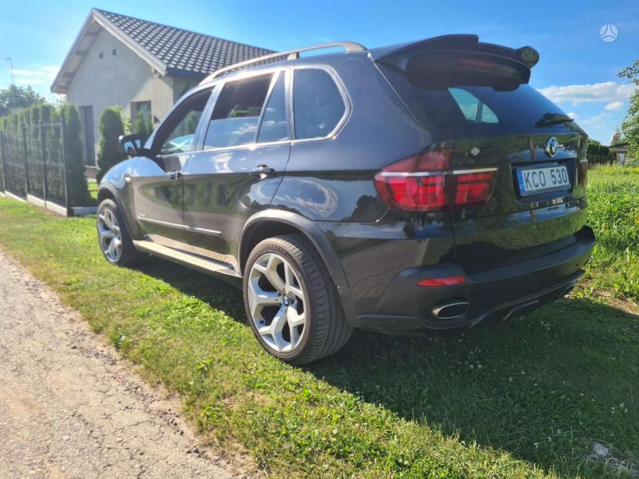 Melns BMW X5 2007 Kėdainiai, ar dzinēja tilpumu 2.99 L un nobraukumu 320 tūkst. km par 8600 €, foto 5 vietnē AUTOMOTO.COM.LV
