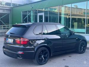 Melns BMW X5 2007 Nemenčinė, ar dzinēja tilpumu 2.99 L un nobraukumu 306 tūkst. km par 8000 €, foto 7 vietnē AUTOMOTO.COM.LV