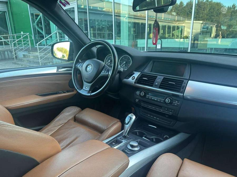 Melns BMW X5 2007 Nemenčinė, ar dzinēja tilpumu 2.99 L un nobraukumu 306 tūkst. km par 8000 €, foto 14 vietnē AUTOMOTO.COM.LV