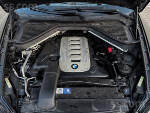 Black BMW X5 2007 in Riga, with an engine capacity of 3.00 L and mileage of 320 thousand km for 12500 €, photo 12 on AUTOMOTO.COM.LV