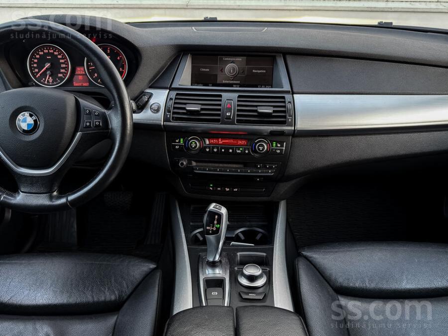 Black BMW X5 2007 in Riga, with an engine capacity of 3.00 L and mileage of 320 thousand km for 12500 €, photo 18 on AUTOMOTO.COM.LV