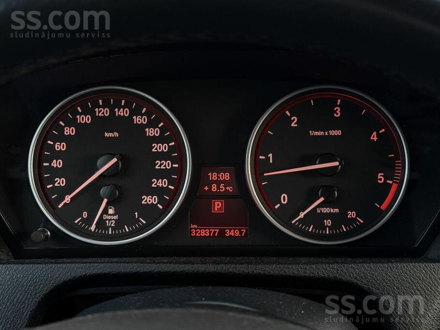 Black BMW X5 2007 in Riga, with an engine capacity of 3.00 L and mileage of 320 thousand km for 12500 €, photo 20 on AUTOMOTO.COM.LV