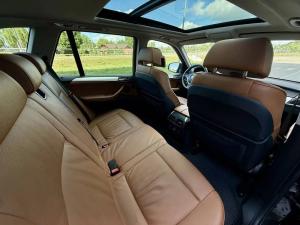 Black BMW X5 2007 in Rezekne, with an engine capacity of 3.00 L and mileage of 358 thousand km for 7990 €, photo 13 on AUTOMOTO.COM.LV