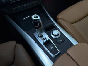 Black BMW X5 2007 in Rezekne, with an engine capacity of 3.00 L and mileage of 358 thousand km for 7990 €, photo 19 on AUTOMOTO.COM.LV