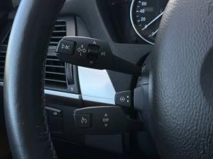 Black BMW X5 2007 in Rezekne, with an engine capacity of 3.00 L and mileage of 358 thousand km for 7990 €, photo 23 on AUTOMOTO.COM.LV