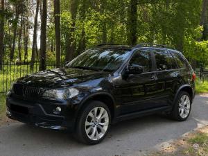 Melns BMW X5 2007 Viļņa, ar dzinēja tilpumu 2.99 L un nobraukumu 278 tūkst. km par 7990 €, foto  vietnē AUTOMOTO.COM.LV