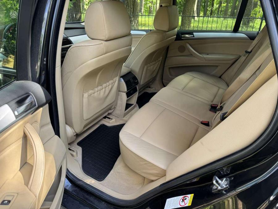 Черный БМВ Х5 2007 в Вильнюс, объемом двигателя 2.99 л и пробегом 278 тыс. км за 7990 €, фото 11 на AUTOMOTO.COM.LV