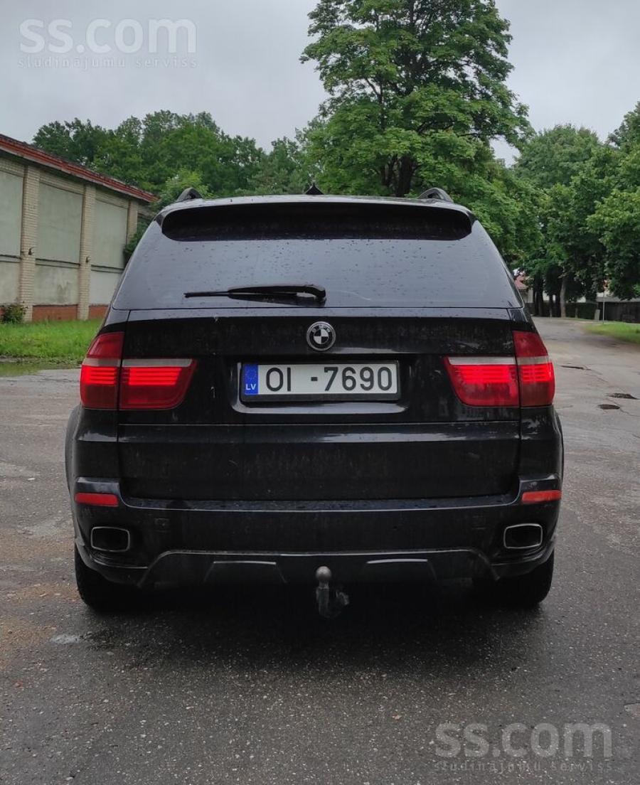 Melns BMW X5 2007 Rīga, ar dzinēja tilpumu 3.00 L un nobraukumu 0 tūkst. km par 7650 €, foto 5 vietnē AUTOMOTO.COM.LV