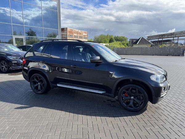 Melns BMW X5 2007 Telšiai, ar dzinēja tilpumu 2.99 L un nobraukumu 256 tūkst. km par 7500 €, foto 8 vietnē AUTOMOTO.COM.LV