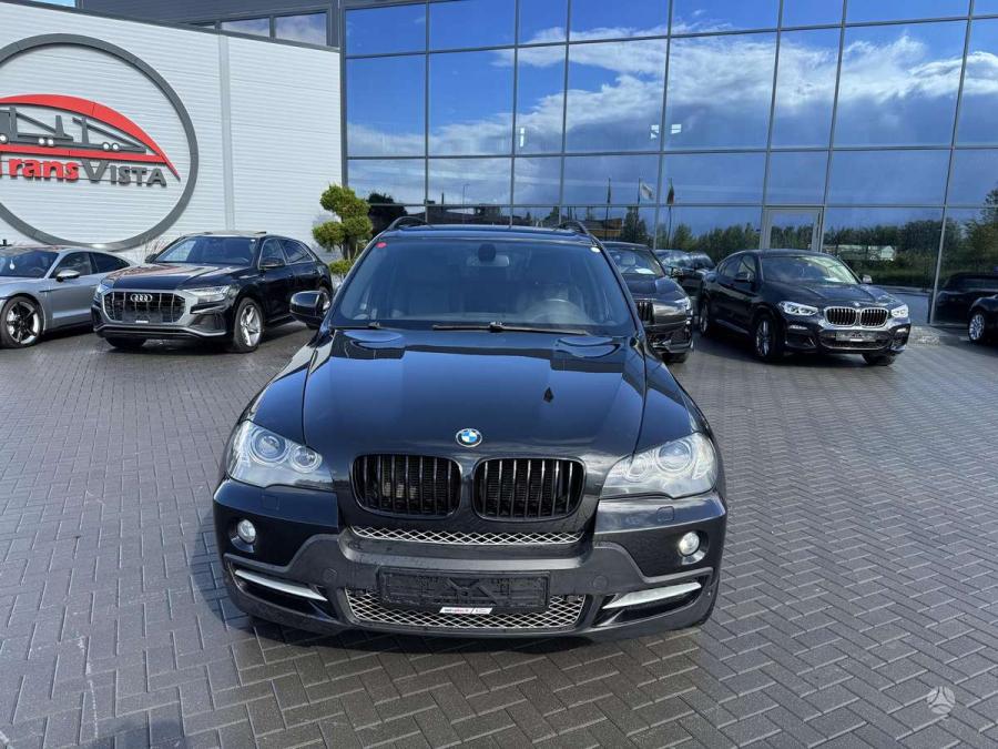 Black BMW X5 2007 in Telschi, with an engine capacity of 2.99 L and mileage of 256 thousand km for 7500 €, photo 11 on AUTOMOTO.COM.LV