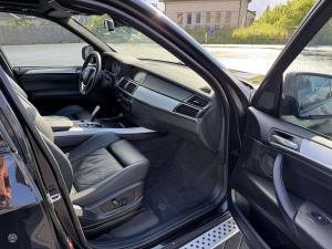 Black BMW X5 2007 in Telschi, with an engine capacity of 2.99 L and mileage of 256 thousand km for 7500 €, photo 23 on AUTOMOTO.COM.LV