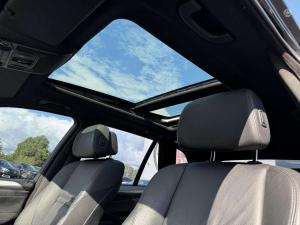 Black BMW X5 2007 in Telschi, with an engine capacity of 2.99 L and mileage of 256 thousand km for 7500 €, photo 25 on AUTOMOTO.COM.LV