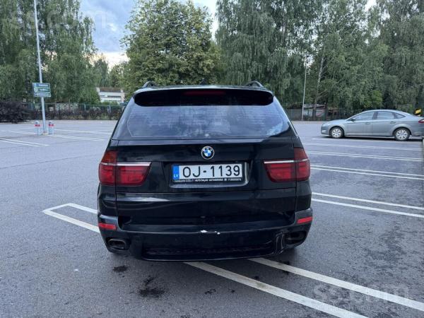 Melns BMW X5 2007 Rīga, ar dzinēja tilpumu 3.00 L un nobraukumu 238 tūkst. km par 4850 €, foto 4 vietnē AUTOMOTO.COM.LV