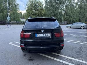 Melns BMW X5 2007 Rīga, ar dzinēja tilpumu 3.00 L un nobraukumu 238 tūkst. km par 4850 €, foto 5 vietnē AUTOMOTO.COM.LV