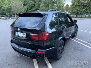 Melns BMW X5 2007 Rīga, ar dzinēja tilpumu 3.00 L un nobraukumu 238 tūkst. km par 4850 €, foto 6 vietnē AUTOMOTO.COM.LV