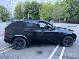 Melns BMW X5 2007 Rīga, ar dzinēja tilpumu 3.00 L un nobraukumu 238 tūkst. km par 4850 €, foto 7 vietnē AUTOMOTO.COM.LV