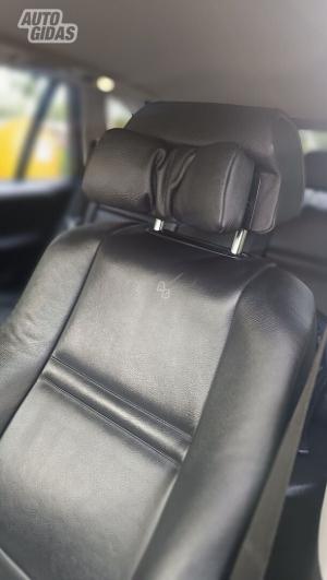 Black BMW X5 2007 in Alytus, with an engine capacity of 3.00 L and mileage of 320 thousand km for 6950 €, photo 7 on AUTOMOTO.COM.LV