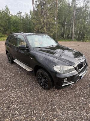Black BMW X5 2007 in Riga, with an engine capacity of 3.00 L and mileage of 326 thousand km for 5990 €, photo  on AUTOMOTO.COM.LV