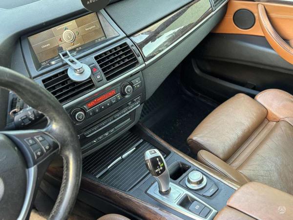 Melns BMW X5 2007 Kauņa, ar dzinēja tilpumu 2.99 L un nobraukumu 450 tūkst. km par 4200 €, foto 10 vietnē AUTOMOTO.COM.LV