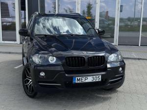 Black BMW X5 2007 in Vilnius, with an engine capacity of 2.99 L and mileage of 209 thousand km for 7700 €, photo 3 on AUTOMOTO.COM.LV