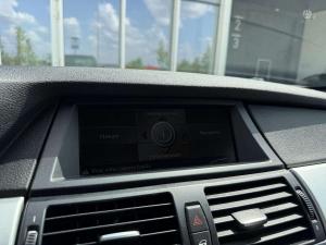 Black BMW X5 2007 in Vilnius, with an engine capacity of 2.99 L and mileage of 209 thousand km for 7700 €, photo 15 on AUTOMOTO.COM.LV