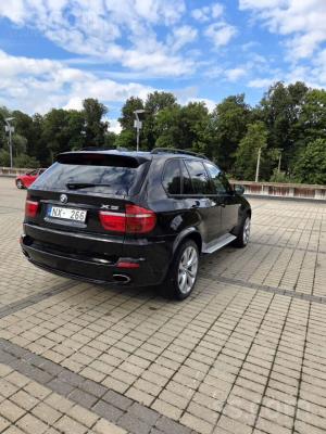 Melns BMW X5 2007 Rīga, ar dzinēja tilpumu 3.00 L un nobraukumu 325 tūkst. km par 7800 €, foto 4 vietnē AUTOMOTO.COM.LV