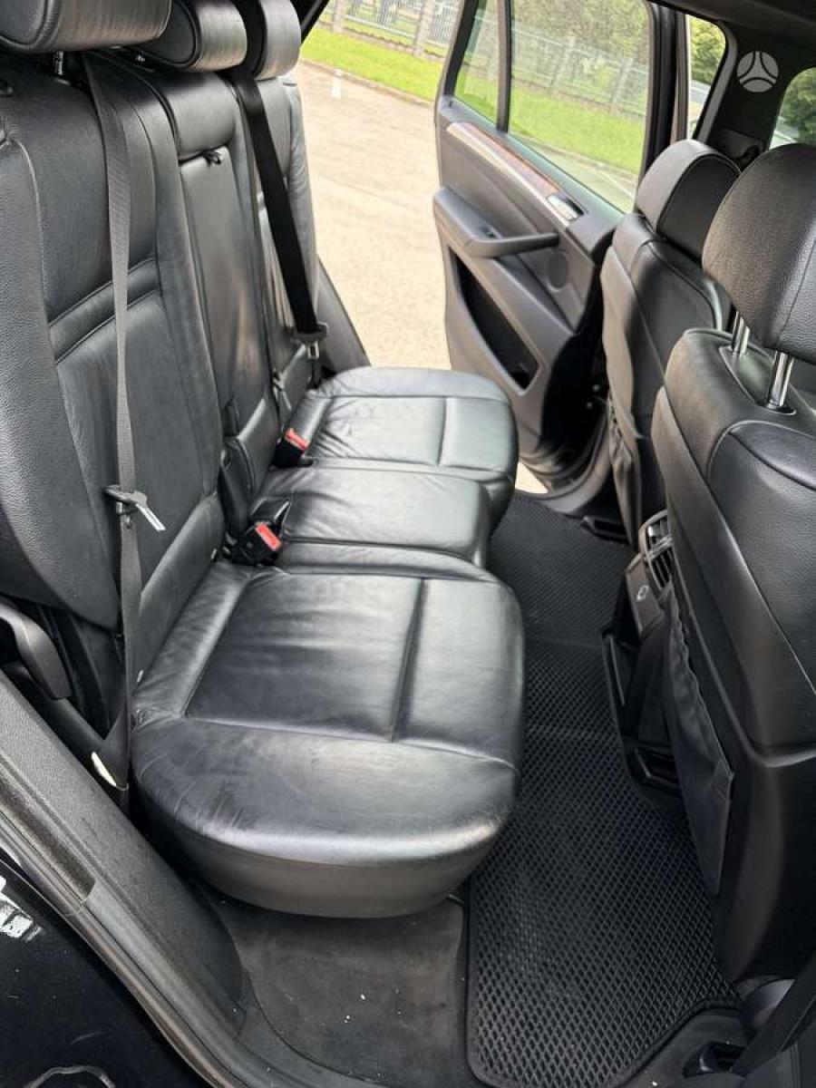 Melns BMW X5 2007 Kauņa, ar dzinēja tilpumu 2.99 L un nobraukumu 284 tūkst. km par 6990 €, foto 14 vietnē AUTOMOTO.COM.LV