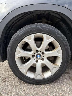 Melns BMW X5 2007 Kauņa, ar dzinēja tilpumu 2.99 L un nobraukumu 284 tūkst. km par 6990 €, foto 19 vietnē AUTOMOTO.COM.LV