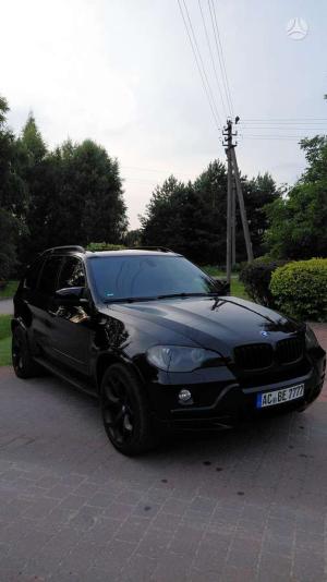Black BMW X5 2007 in Vilnius, with an engine capacity of 2.99 L and mileage of 330 thousand km for 9000 €, photo  on AUTOMOTO.COM.LV