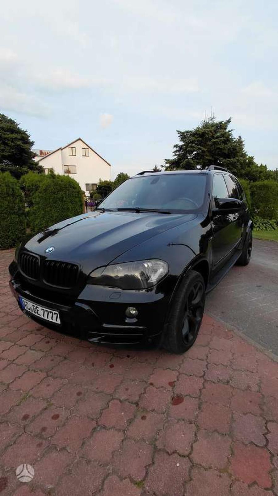 Melns BMW X5 2007 Viļņa, ar dzinēja tilpumu 2.99 L un nobraukumu 330 tūkst. km par 9000 €, foto 3 vietnē AUTOMOTO.COM.LV