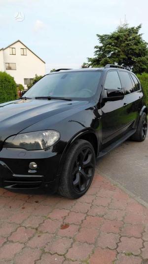 Melns BMW X5 2007 Viļņa, ar dzinēja tilpumu 2.99 L un nobraukumu 330 tūkst. km par 9000 €, foto 10 vietnē AUTOMOTO.COM.LV