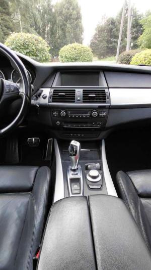 Melns BMW X5 2007 Viļņa, ar dzinēja tilpumu 2.99 L un nobraukumu 330 tūkst. km par 9000 €, foto 16 vietnē AUTOMOTO.COM.LV
