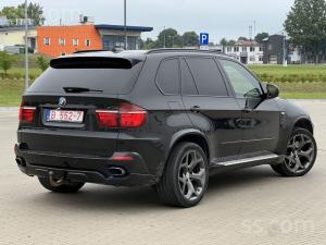 Melns BMW X5 2007 Rēzekne, ar dzinēja tilpumu 3.00 L un nobraukumu 428 tūkst. km par 8800 €, foto 6 vietnē AUTOMOTO.COM.LV