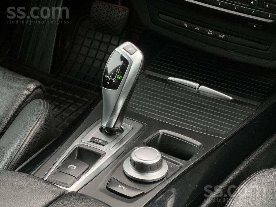 Melns BMW X5 2007 Rēzekne, ar dzinēja tilpumu 3.00 L un nobraukumu 428 tūkst. km par 8800 €, foto 10 vietnē AUTOMOTO.COM.LV