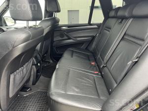 Melns BMW X5 2007 Rēzekne, ar dzinēja tilpumu 3.00 L un nobraukumu 428 tūkst. km par 8800 €, foto 12 vietnē AUTOMOTO.COM.LV