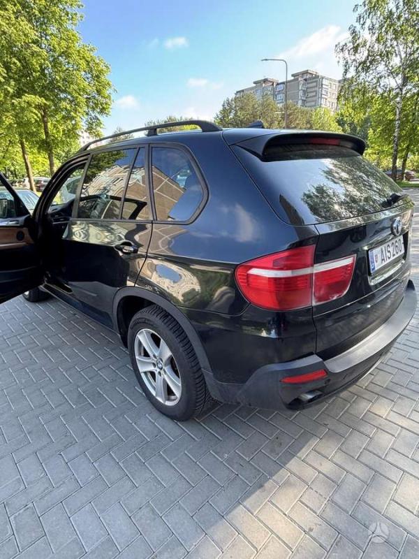 Черный БМВ Х5 2007 в Каунас, объемом двигателя 3.00 л и пробегом 265 тыс. км за 5500 €, фото 3 на AUTOMOTO.COM.LV