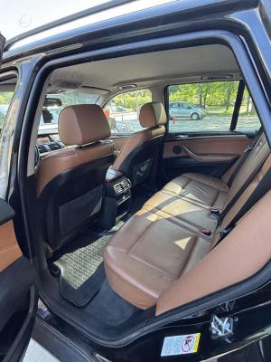 Melns BMW X5 2007 Kauņa, ar dzinēja tilpumu 3.00 L un nobraukumu 265 tūkst. km par 5500 €, foto 10 vietnē AUTOMOTO.COM.LV