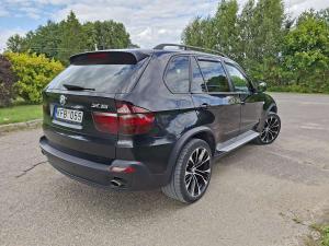 Melns BMW X5 2007 Utena, ar dzinēja tilpumu 2.99 L un nobraukumu 366 tūkst. km par 6300 €, foto 4 vietnē AUTOMOTO.COM.LV
