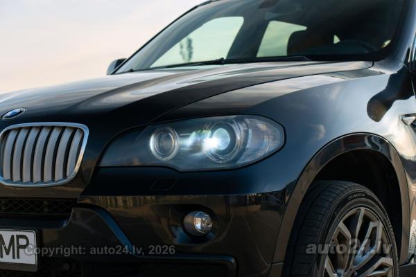 Melns BMW X5 2007 Tallina, ar dzinēja tilpumu 3.00 L un nobraukumu 406 tūkst. km par 6500 €, foto 5 vietnē AUTOMOTO.COM.LV