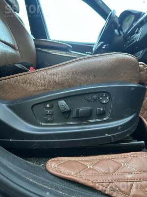 Melns BMW X5 2007 Bauska, ar dzinēja tilpumu 3.00 L un nobraukumu 373 tūkst. km par 5500 €, foto 6 vietnē AUTOMOTO.COM.LV