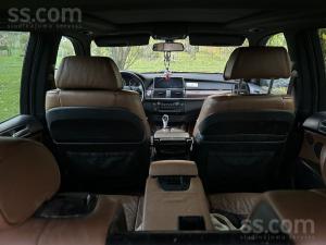 Melns BMW X5 2007 Bauska, ar dzinēja tilpumu 3.00 L un nobraukumu 373 tūkst. km par 5500 €, foto 8 vietnē AUTOMOTO.COM.LV
