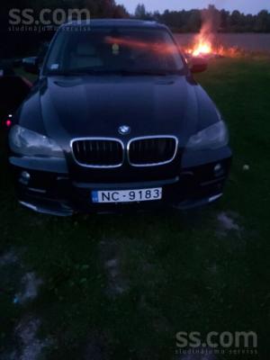 Black BMW X5 2007 in Ogre, with an engine capacity of 3.00 L and mileage of 400 thousand km for 5400 €, photo  on AUTOMOTO.COM.LV