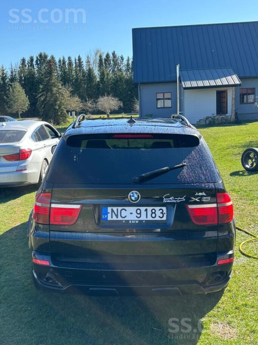 Melns BMW X5 2007 Ogre, ar dzinēja tilpumu 3.00 L un nobraukumu 400 tūkst. km par 5400 €, foto 6 vietnē AUTOMOTO.COM.LV