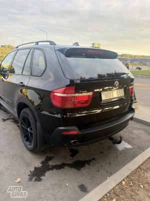 Melns BMW X5 2007 Kauņa, ar dzinēja tilpumu 3.00 L un nobraukumu 365 tūkst. km par 6400 €, foto 4 vietnē AUTOMOTO.COM.LV