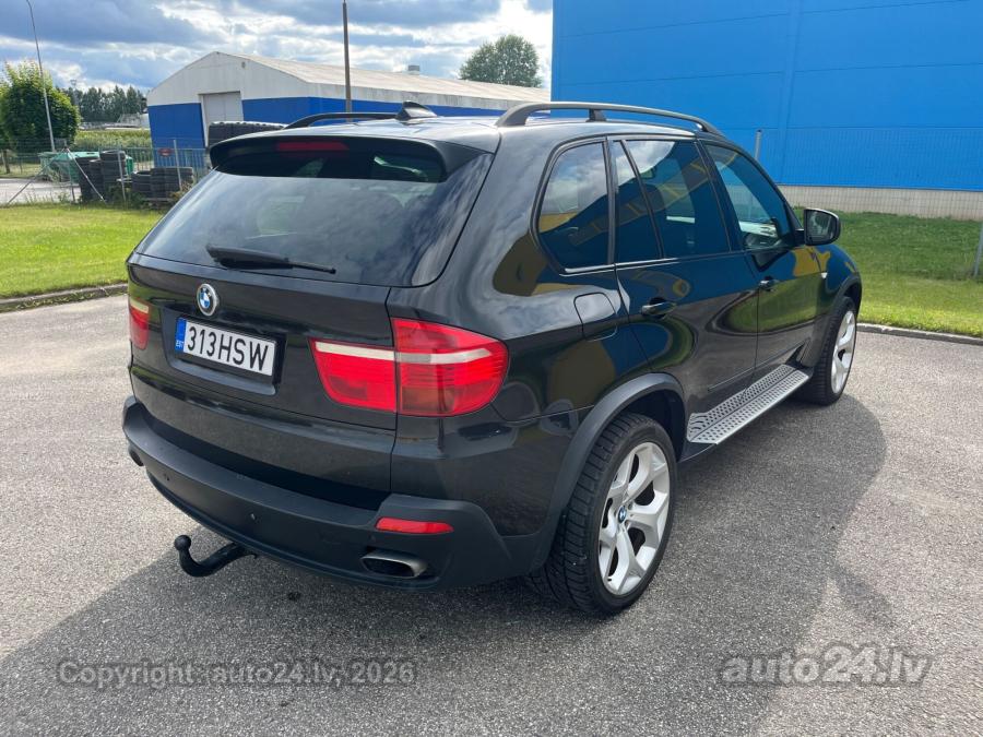 Melns BMW X5 2007 Tartu, ar dzinēja tilpumu 4.80 L un nobraukumu 313 tūkst. km par 8999 €, foto 5 vietnē AUTOMOTO.COM.LV