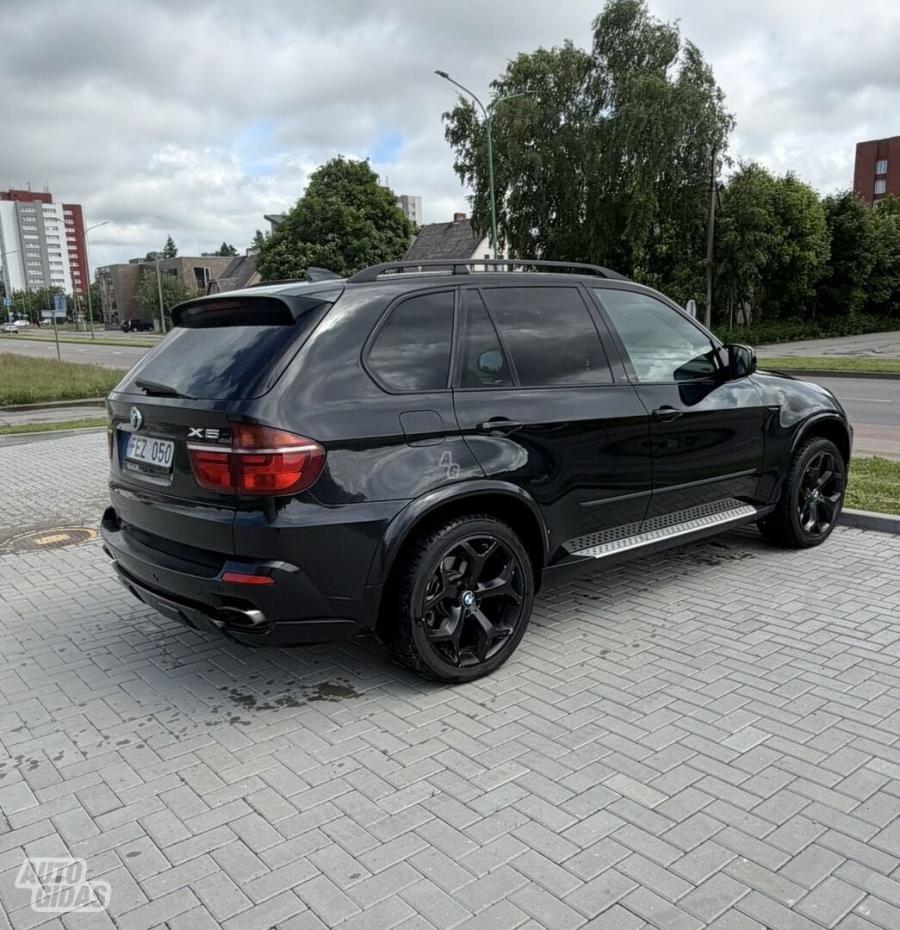 Melns BMW X5 2007 Klaipėda, ar dzinēja tilpumu 3.00 L un nobraukumu 404 tūkst. km par 6400 €, foto 5 vietnē AUTOMOTO.COM.LV